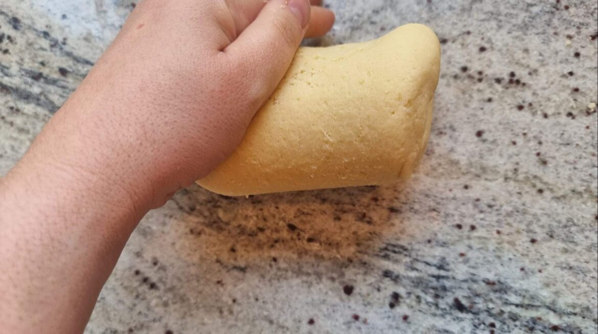 Schneller Käsekuchen mit 500g Quark